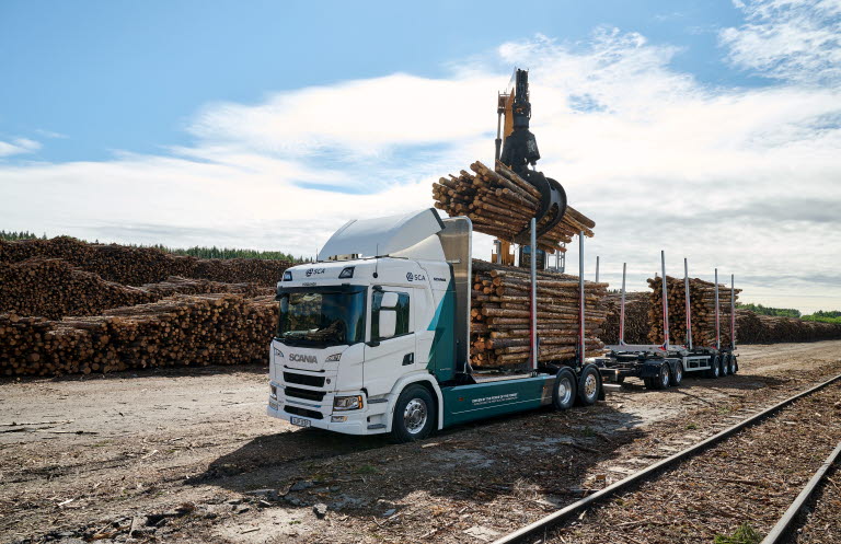 Electric timber trucks – SCA