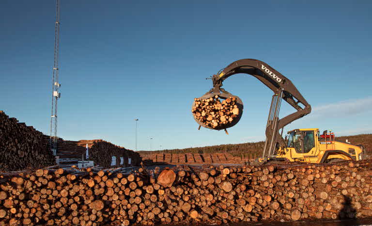 Global premier for remote-controlled High-lift wheel loader over 5G – SCA